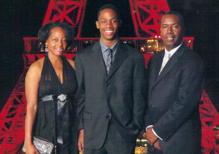 Travis Scott Dad? Michael Scott? - Kylie Jenner (Update) - Empire BBK