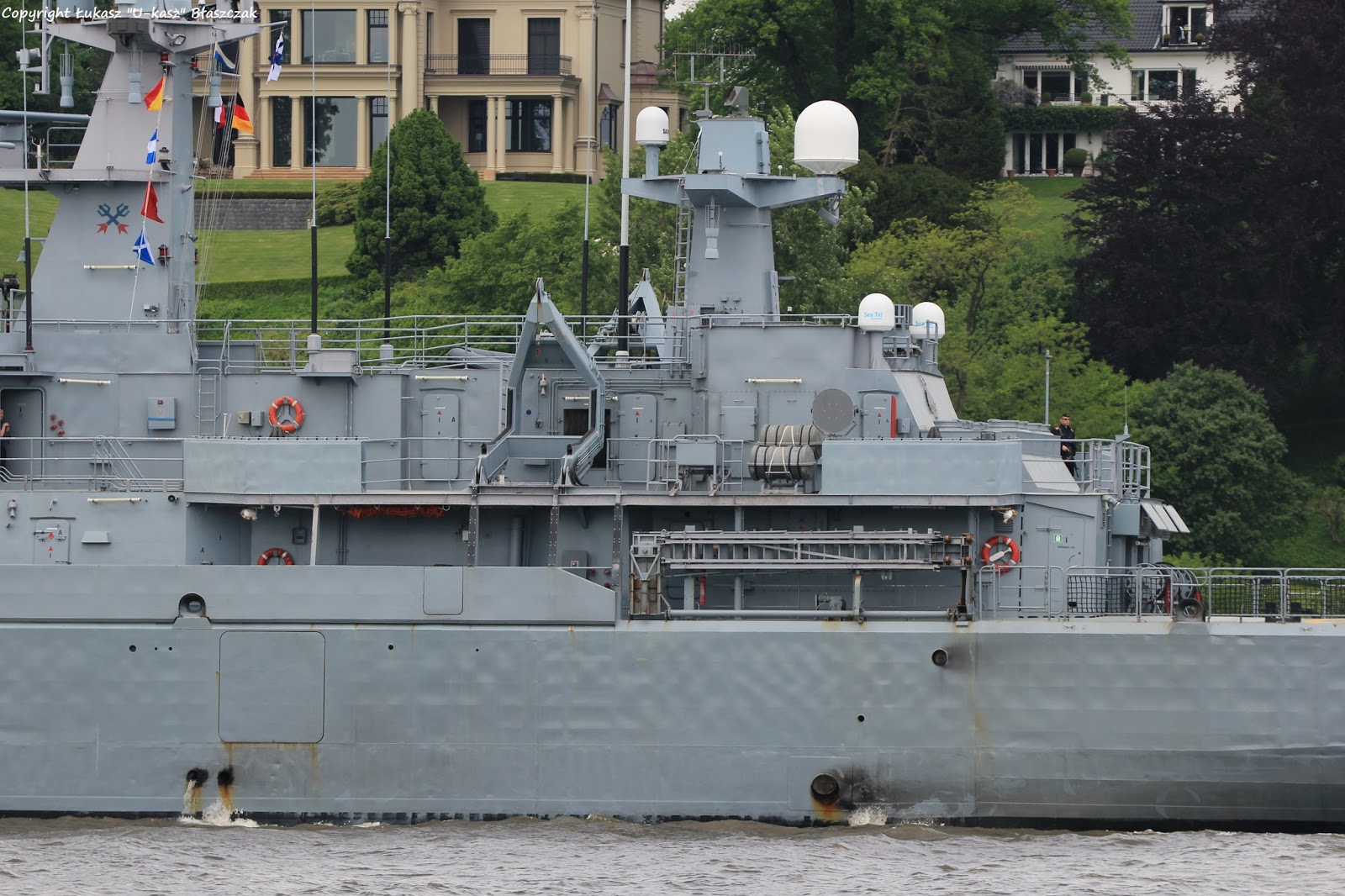 W obiektywie shipspottera czyli z migawką nad portową sadzawką: Z cyklu ...