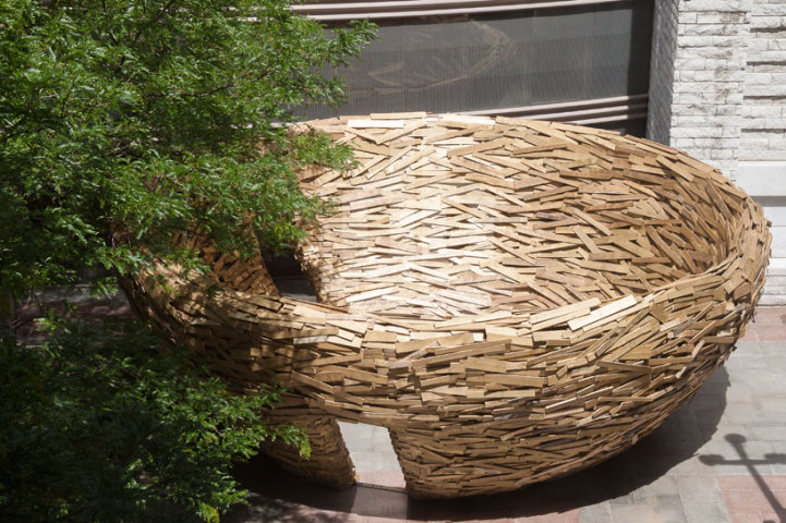 Pix Grove: Giant Reading Nest of Cleveland Library