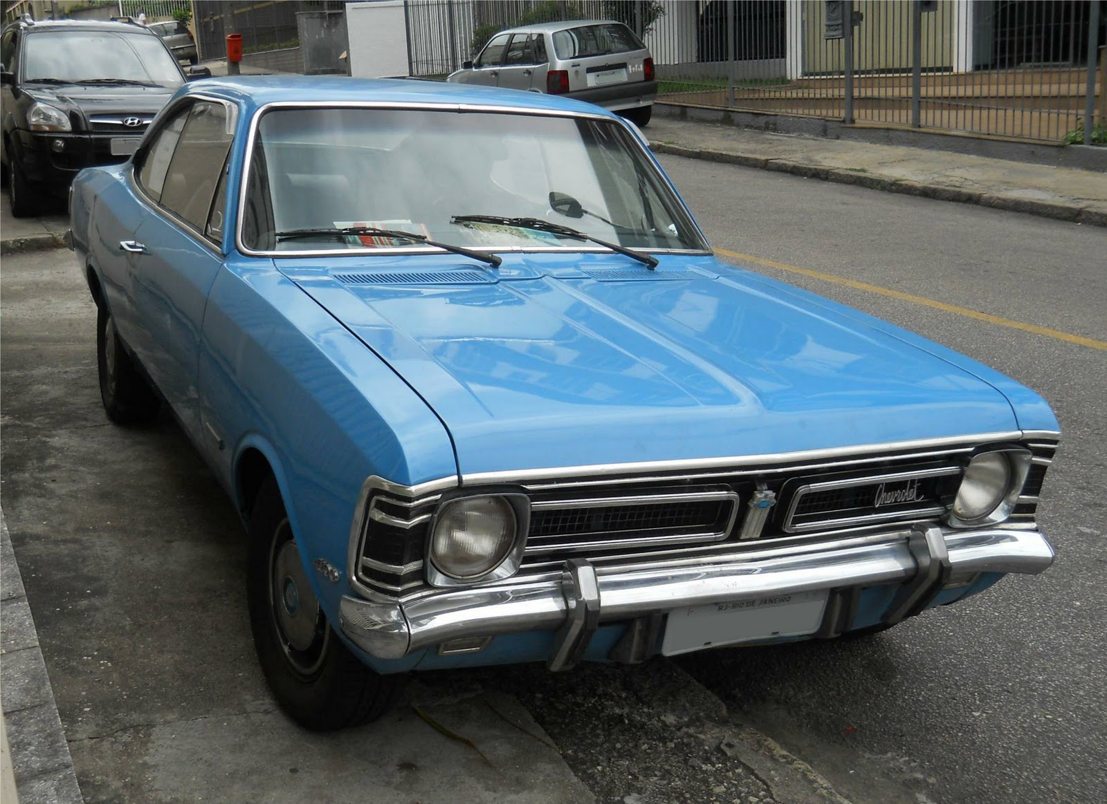 Registros Automotivos do Cotidiano: Chevrolet Opala Gran Luxo Cupê 1972