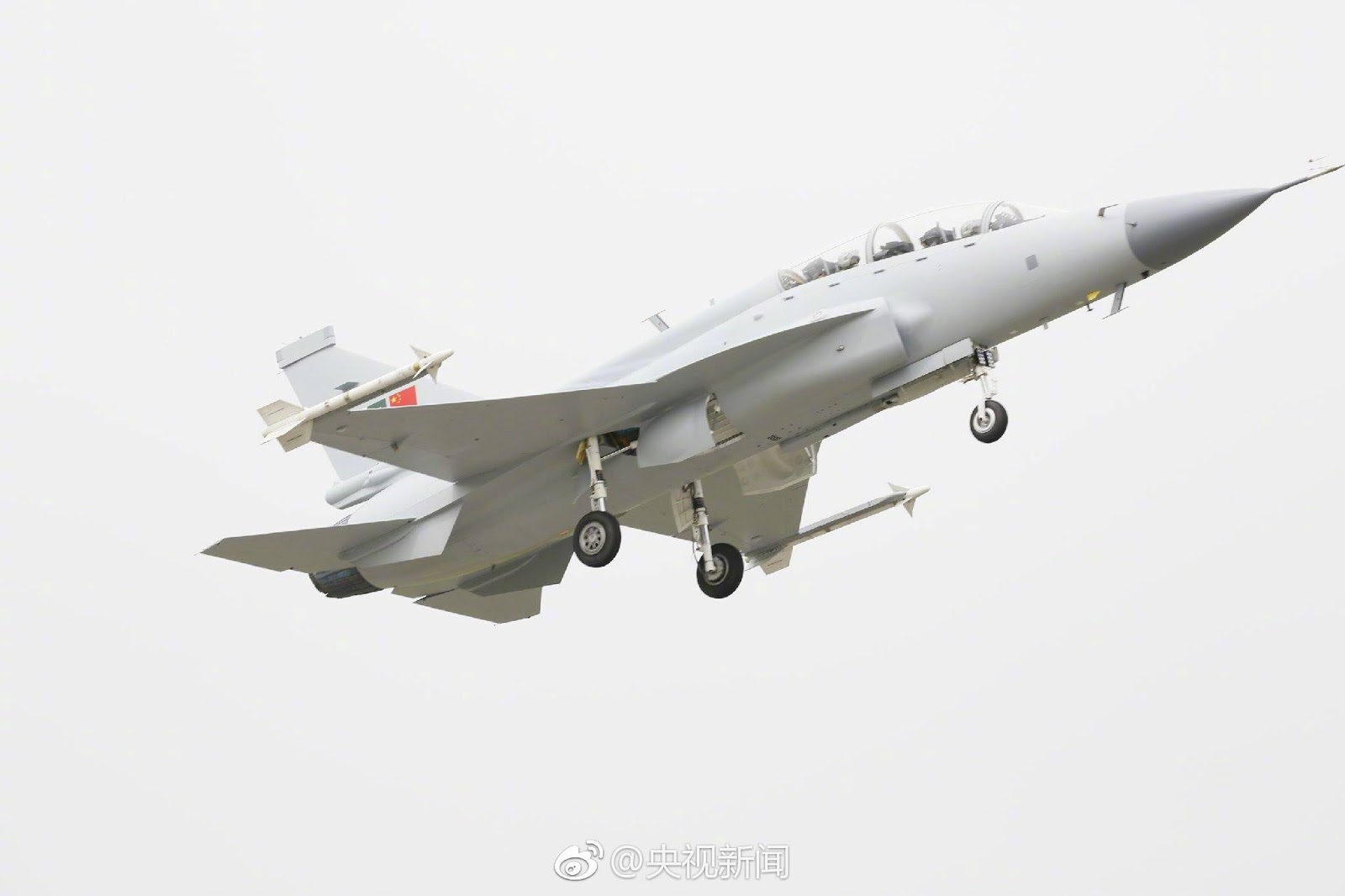 AAG_th บันทึกประจำวัน: เครื่องบินขับไล่ JF-17B/FC-1B รุ่นสองที่นั่งจีน ...