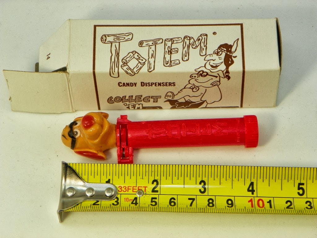 Totem Candy Dispensers: Hong Kong Phooey
