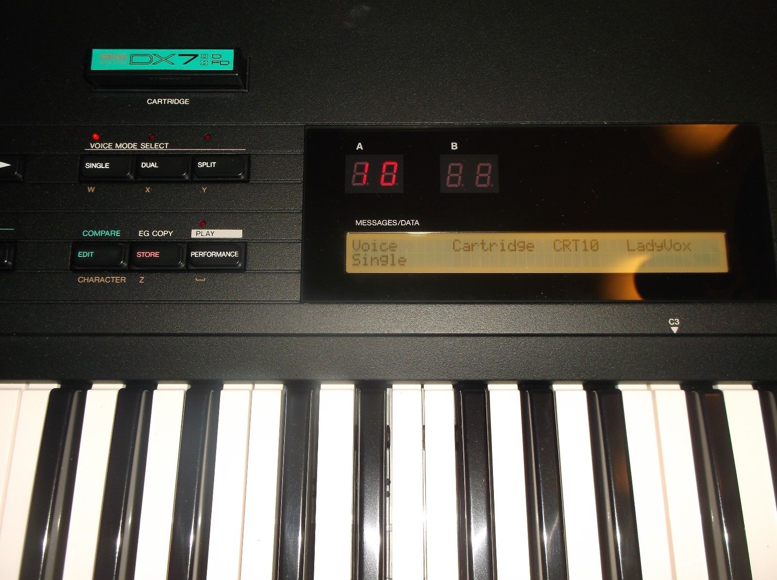 MATRIXSYNTH: Yamaha DX7 II-D Digital Synthesizer, New In Box