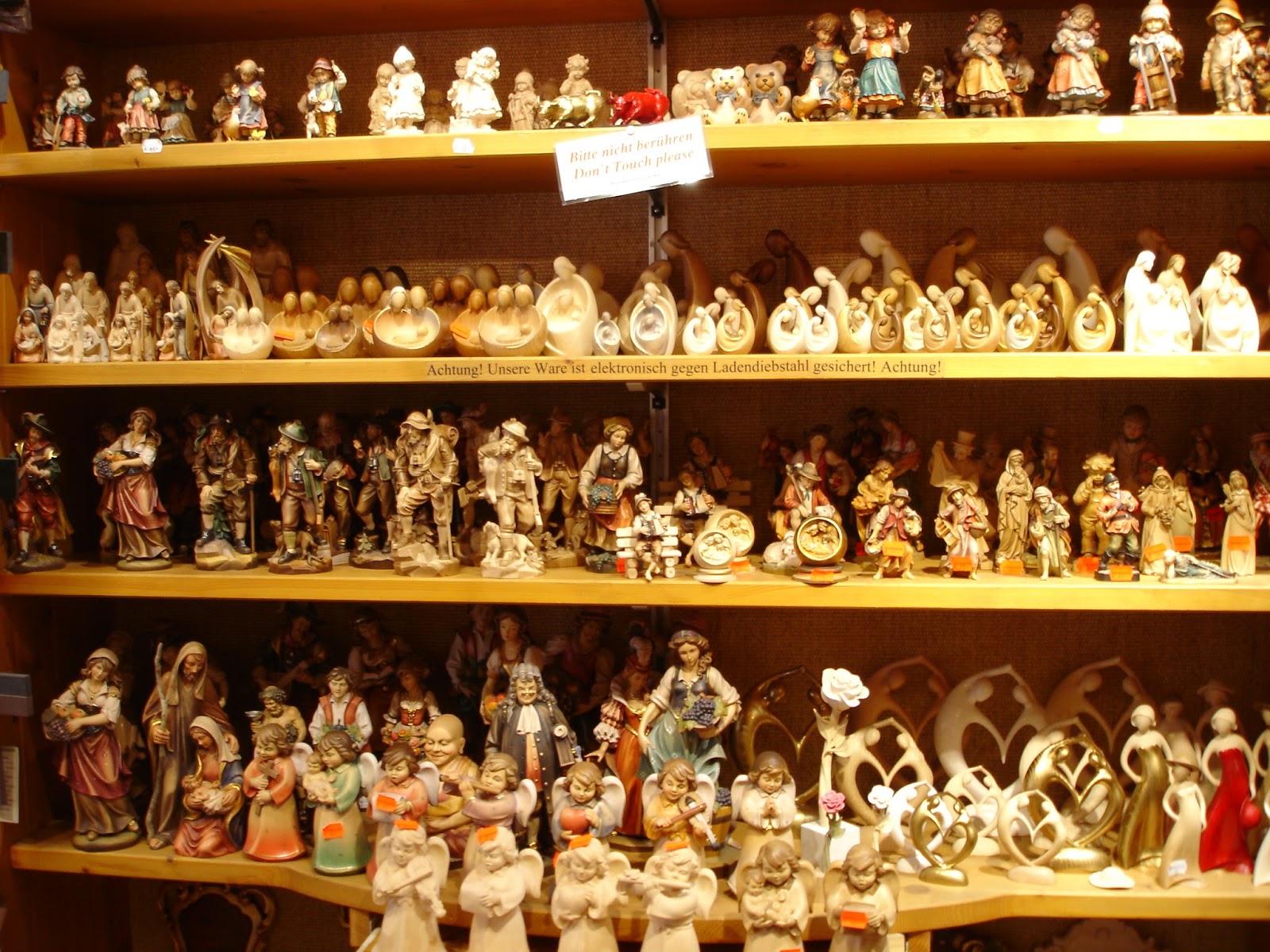 The woodcarving tradition of the Ammergauer Alps: visiting Oberammergau ...