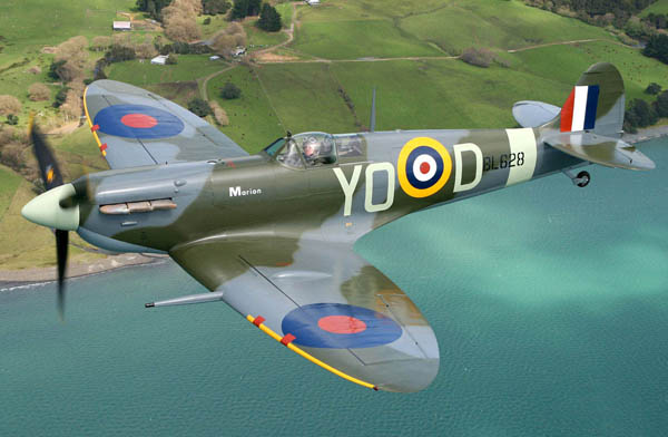 Supermarine Spitfire - Warbird Canal