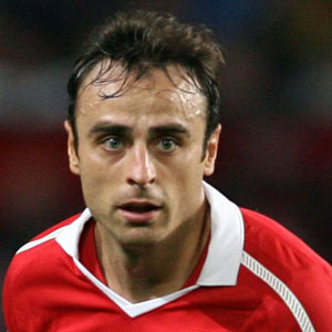 Soccer News World: Dimitar Berbatov is a Striker from Manchester United