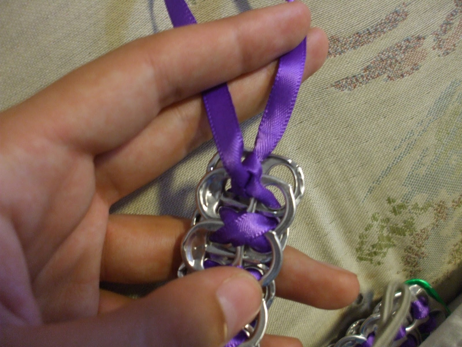 Music, Laughter, Silence: How to Make Pop Top Belts