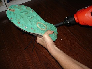 Through a Running Lens: How to Make Screw Shoes for Winter Running