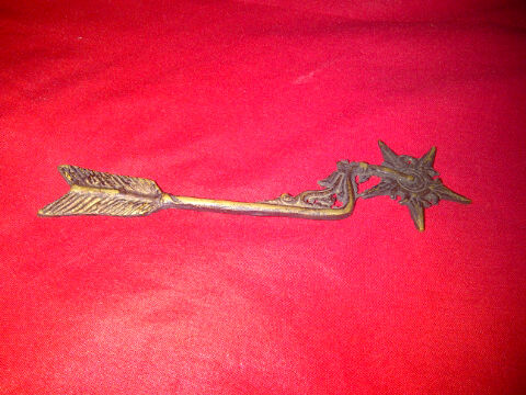 Keren Abis Gambar Senjata Cakra Kresna