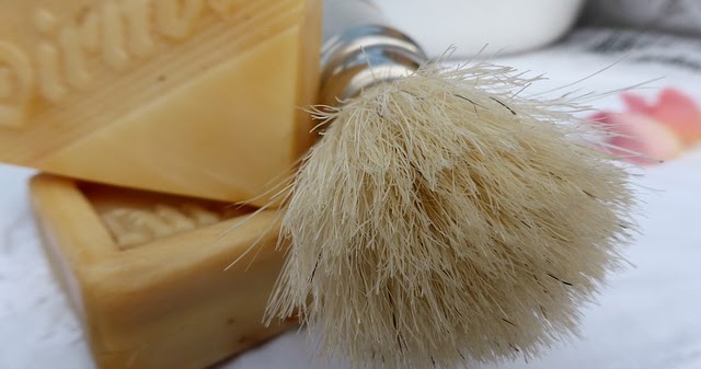 TEENAGE BEARD: WHEN SHOULD BOYS START SHAVING