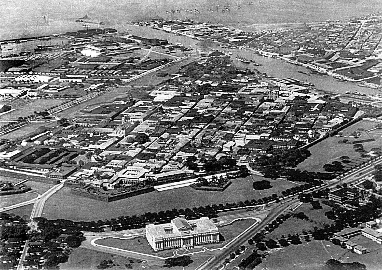 walking distance & et cetera -: Intramuros ( Walled City) -Manila