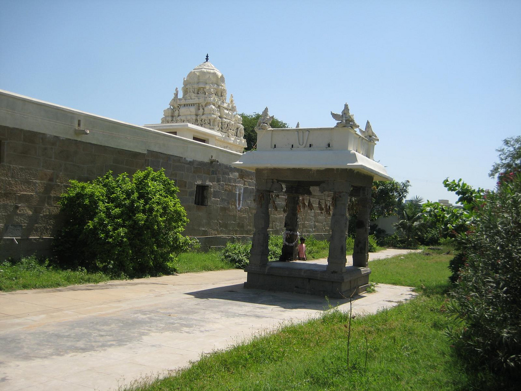 Tamilnadu Tourism: Vilakkoli Perumal Temple (Tiruththanka or Thoopul ...