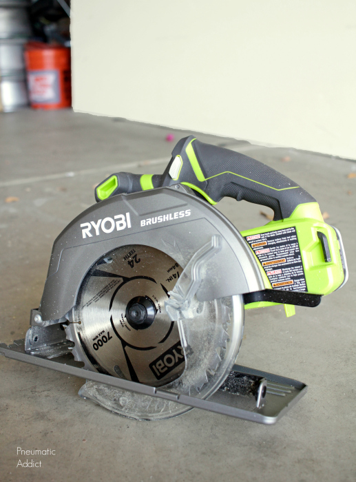 Folding Mobile Workbench - Video Tutorial | Pneumatic Addict