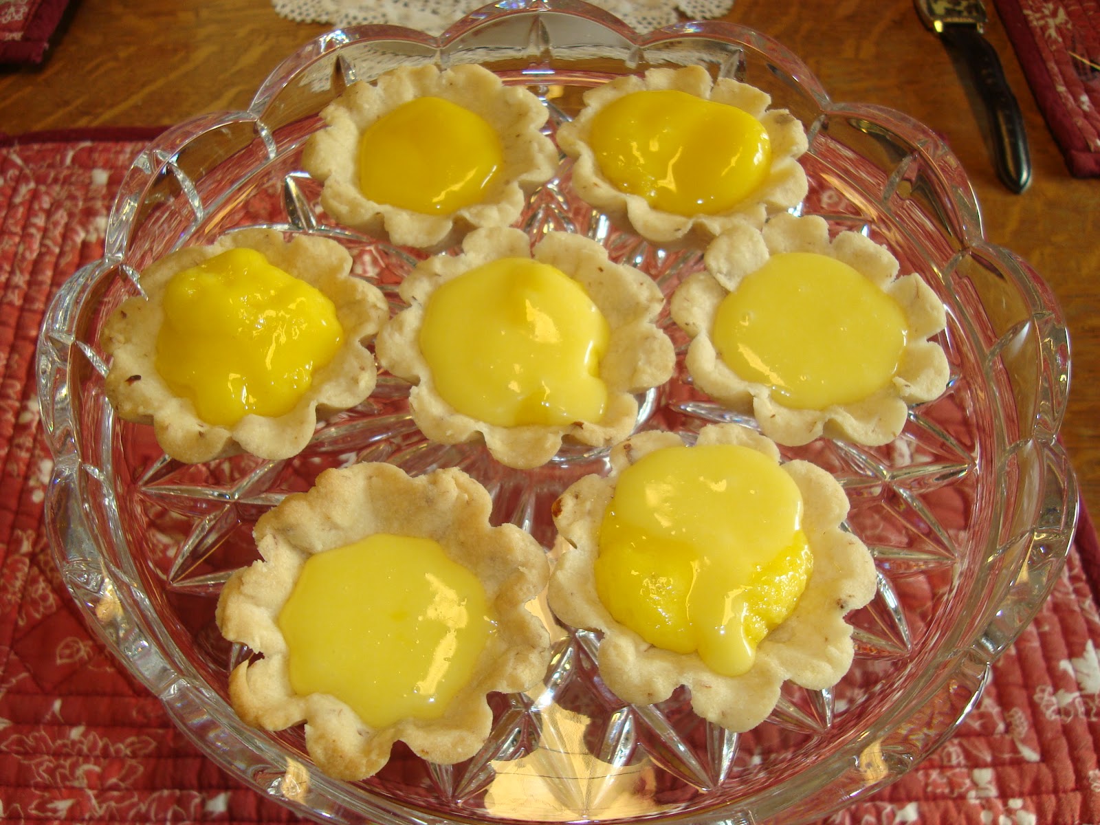 A Farm Girl's Kitchen: Lemon Tartlets