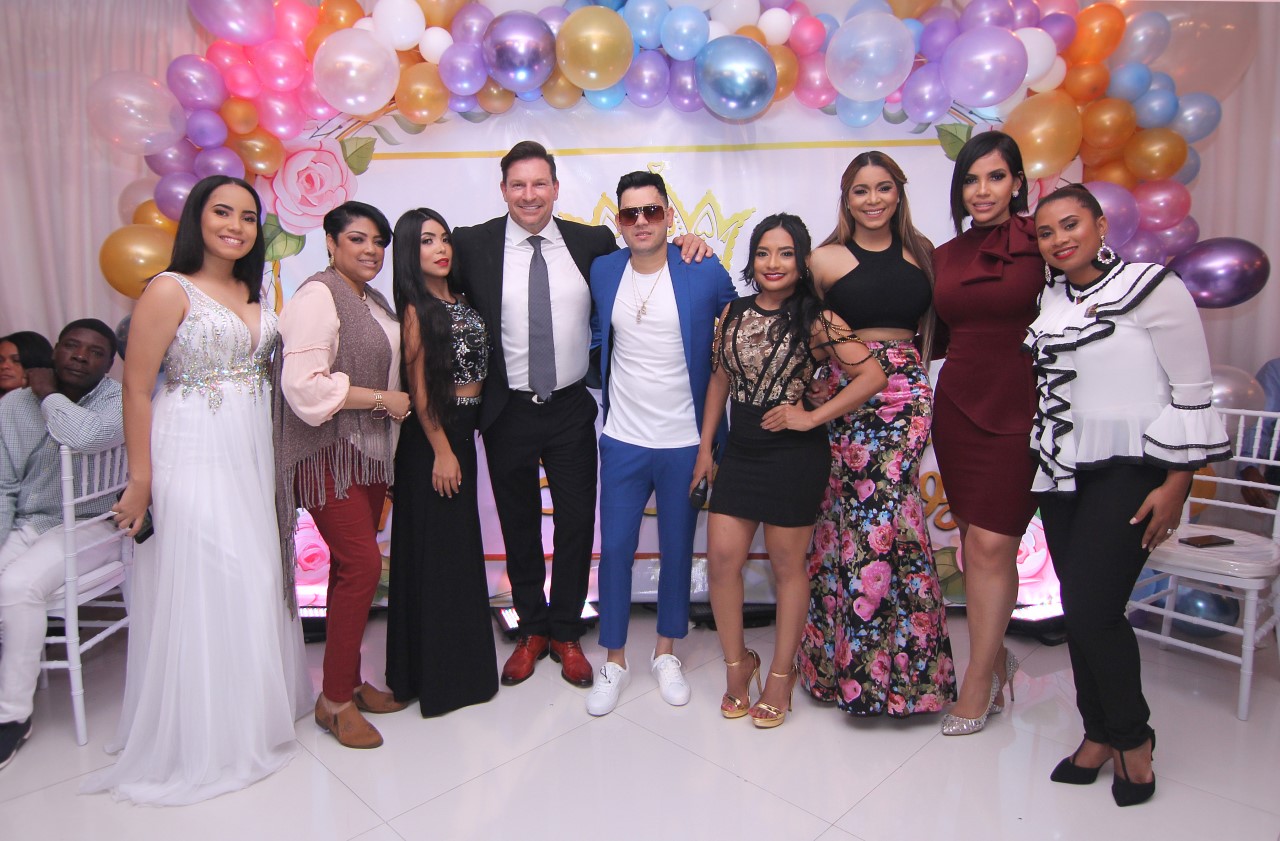 Shadow Blow y Lo Blanquito cumplen sueño de 25 quinceañeras junto a ...