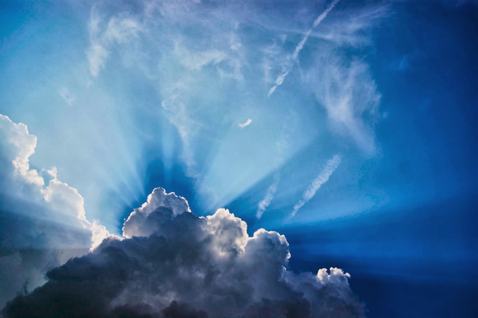 Astro "photographie" Amateur.: Cumulus et cumulonimbus.