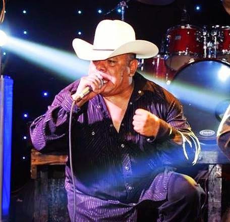 El Compa Sacra: El Compa Sacra