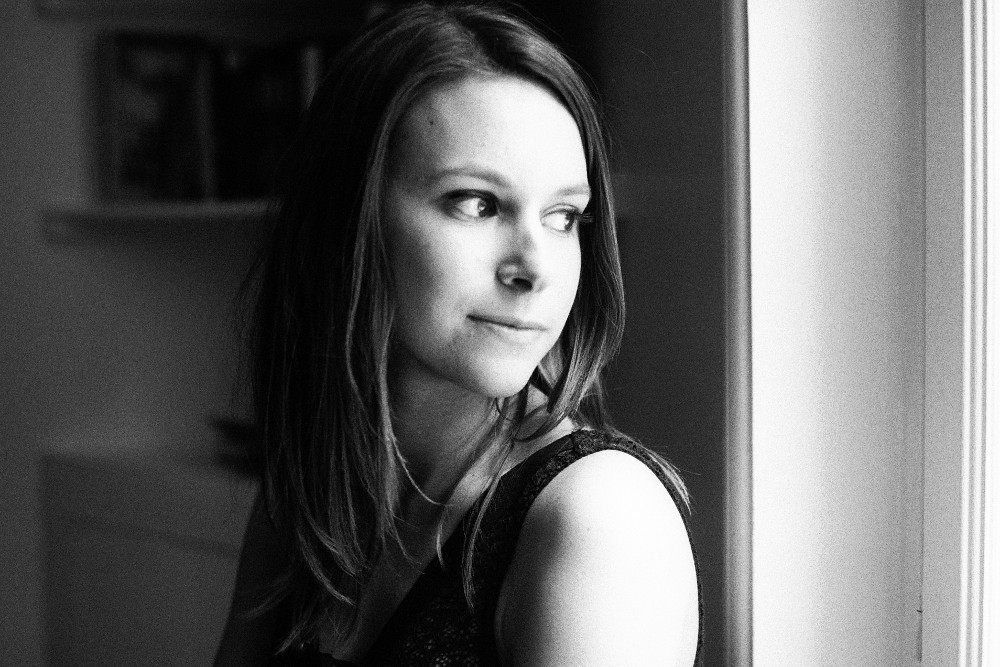 Olivier Etienne: Marion en noir et blanc