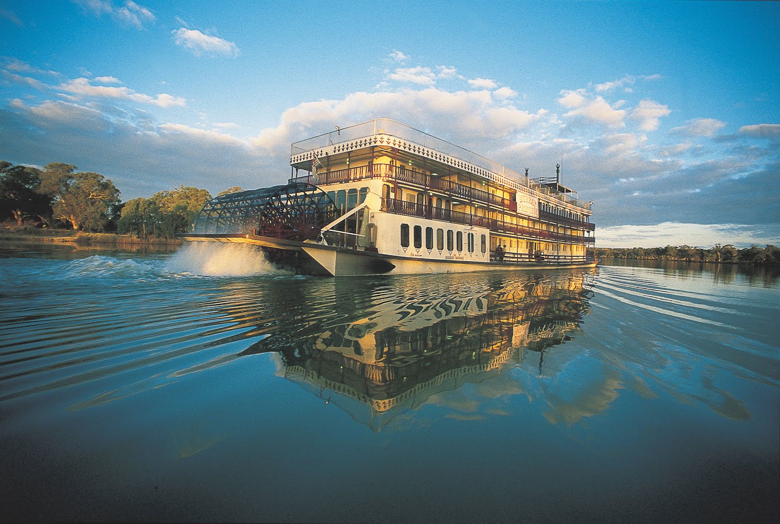 Captain Cook Cruises Announce Mannum to Renmark Cruise