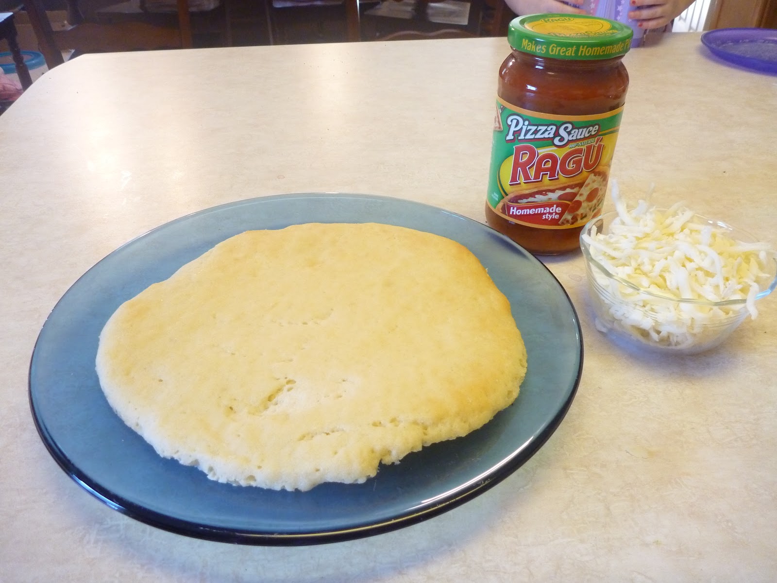 Jewel's Gluten Free Kitchen: Our Favorite Gluten Free Pizza