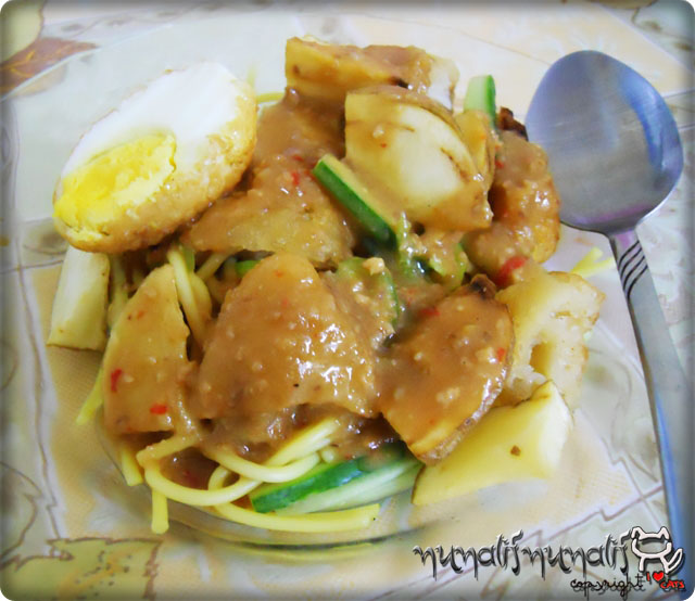 NunAlifNunAlif: Resipi 11: Rojak Mee/Pasembor