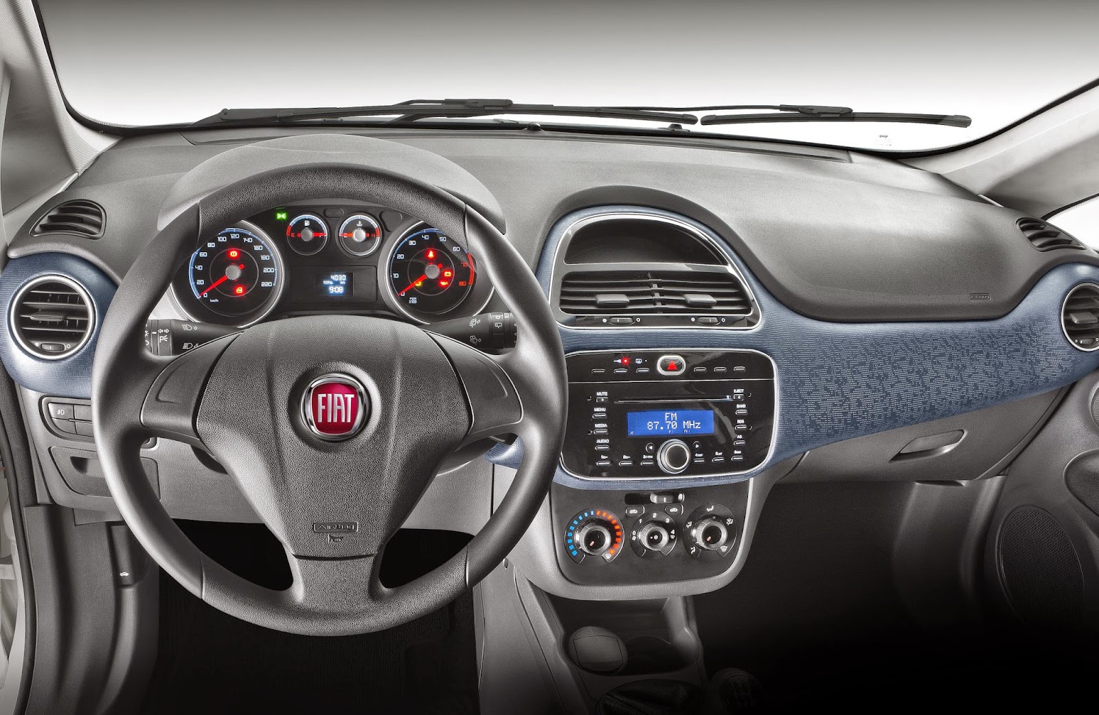 Fiat lança linha 2015 do Punto