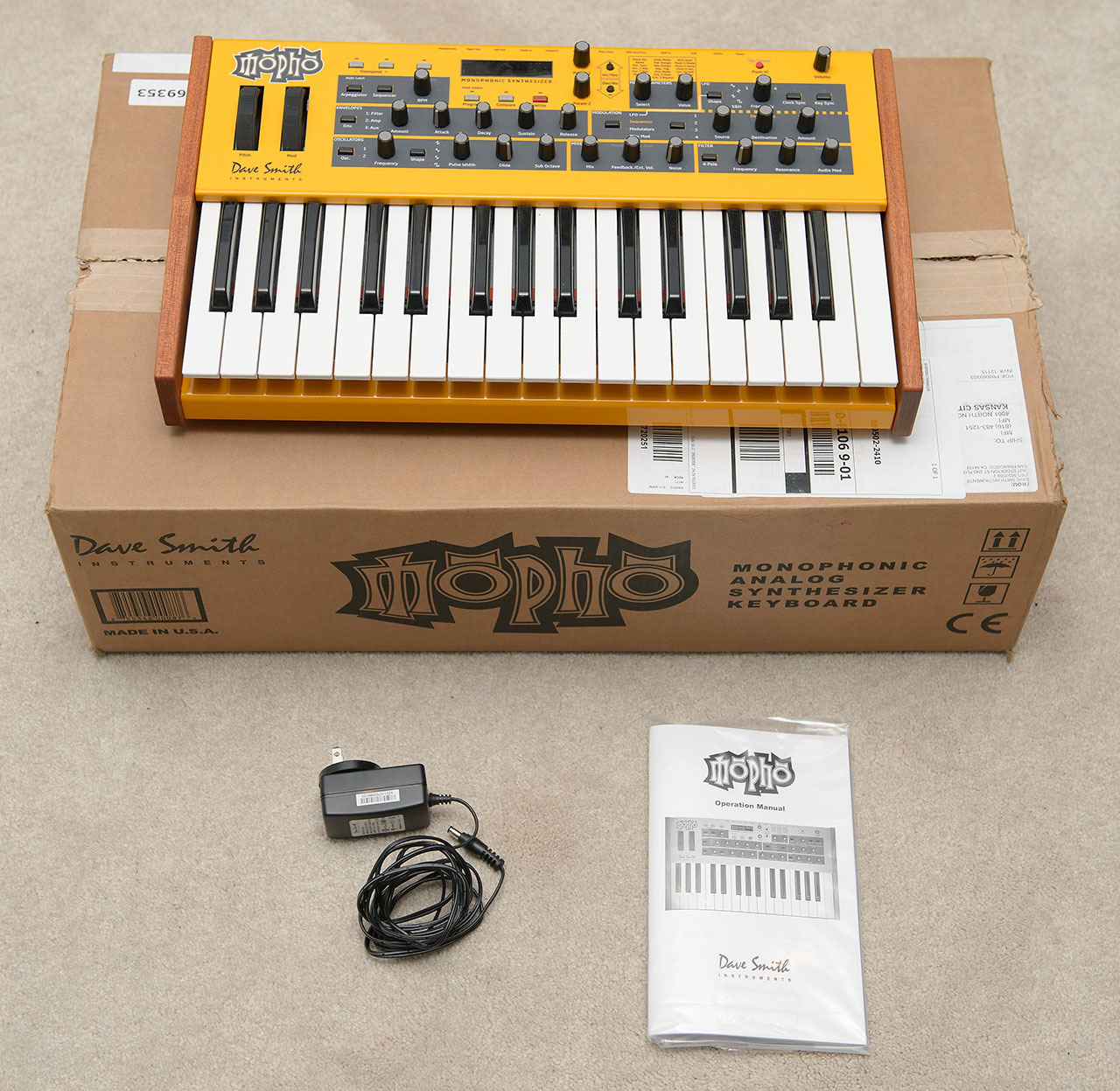 MATRIXSYNTH: Dave Smith Instruments Mopho Keyboard with Original Box