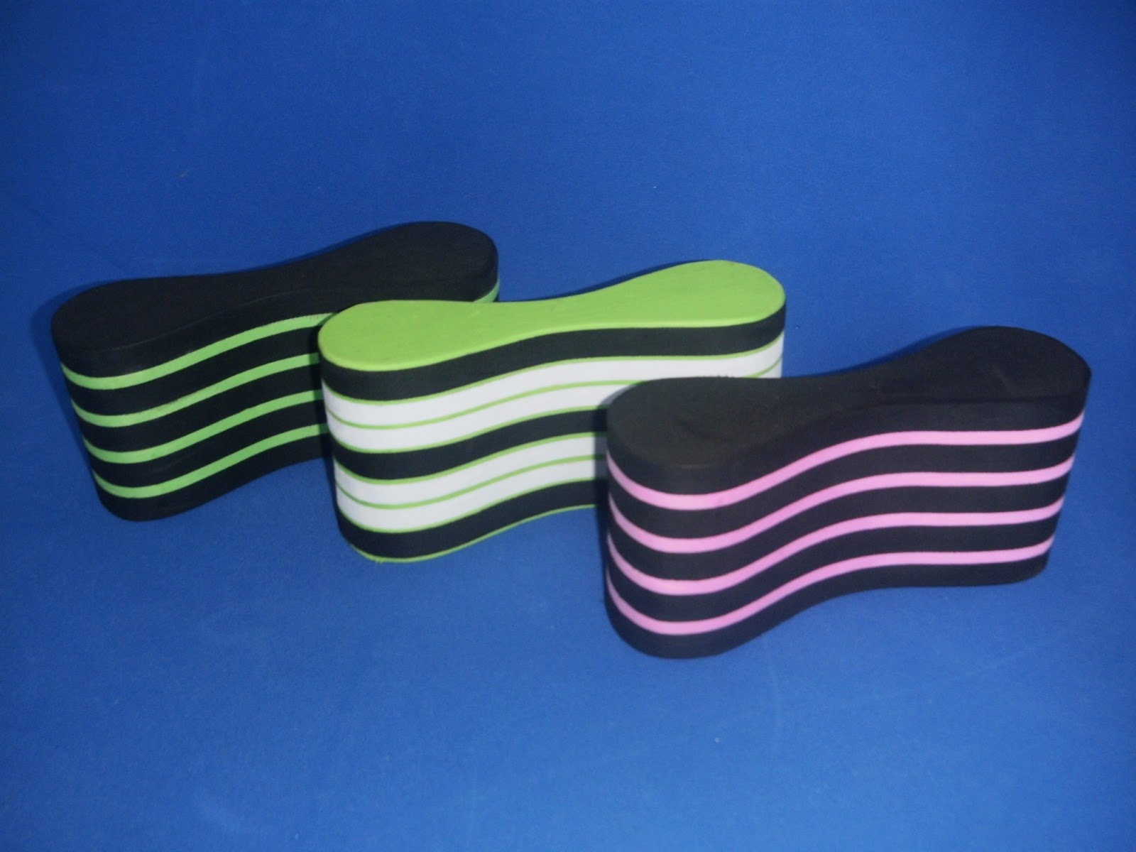 IMPLEMENTOS DE NATACION AQUATIC