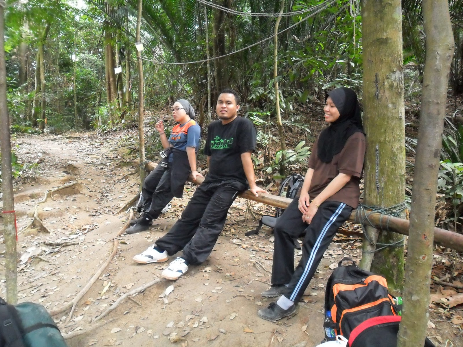 KEMBARA ALAM AADK: Pendakian Gunung Putih, Cheras, Selangor