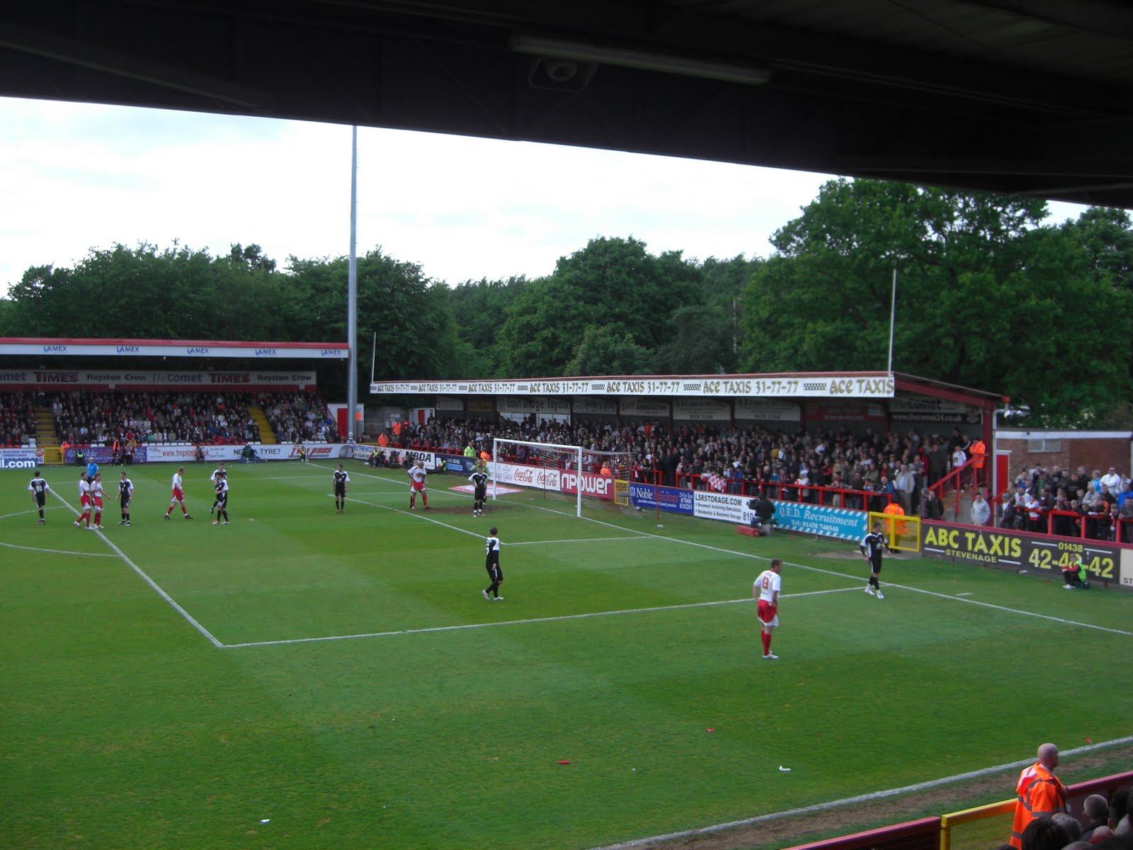 Groundhopper United: Ground #46 - Broadhall Way