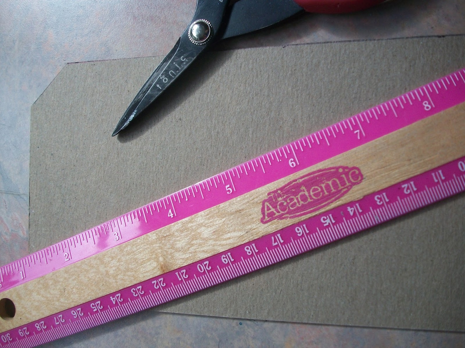 Marion Smith Designs: Jumbo Tag Tutorial