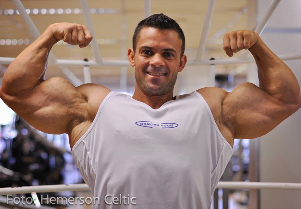 Worldwide Bodybuilders: Paulo Lima - Nabba World Champion 2011