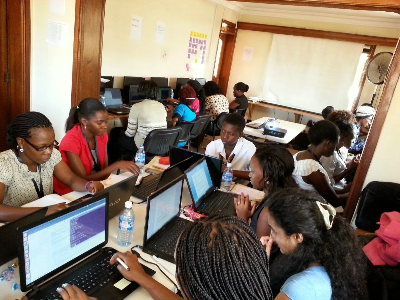 AfChix Africa Women In Technology: AfNOG Supporting Training of African ...