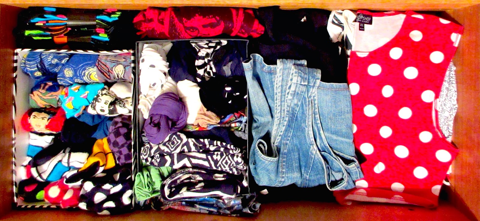 Idiosyncratic Fashionistas: Box o' Sox