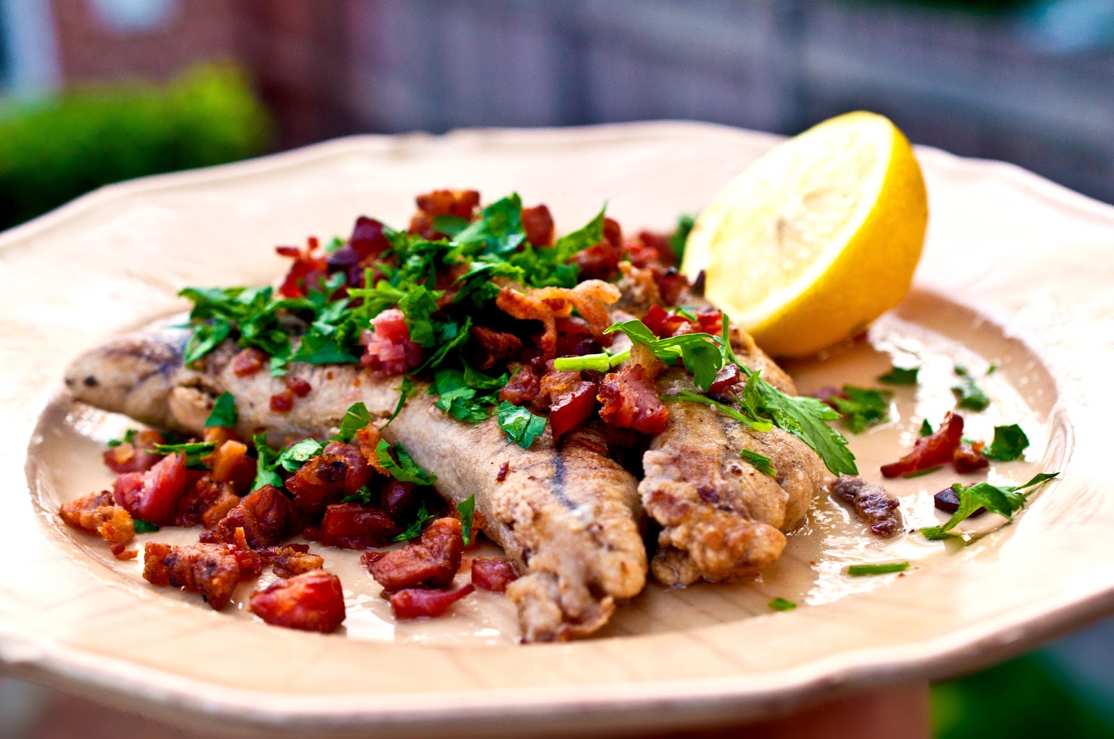 F for Food: Lip-Face, Mr. California & The Shad Roe.