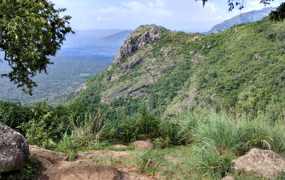 Tamilnadu Tourism: Needle Rock View Point, Gudalur, Nilgiris
