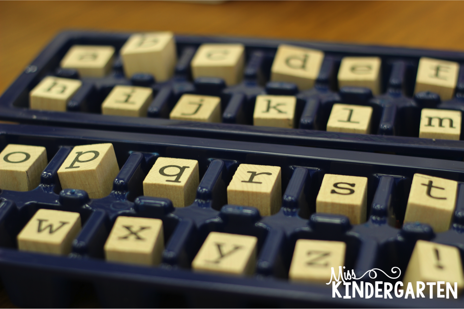 Freebielicious: Stamping Sight Words