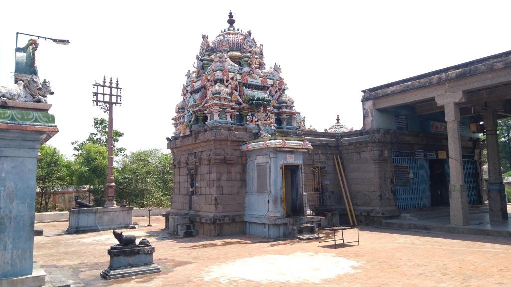 Pondicherry Tourism: Swarnapureeswarar Temple, Nallathur, Cuddalore