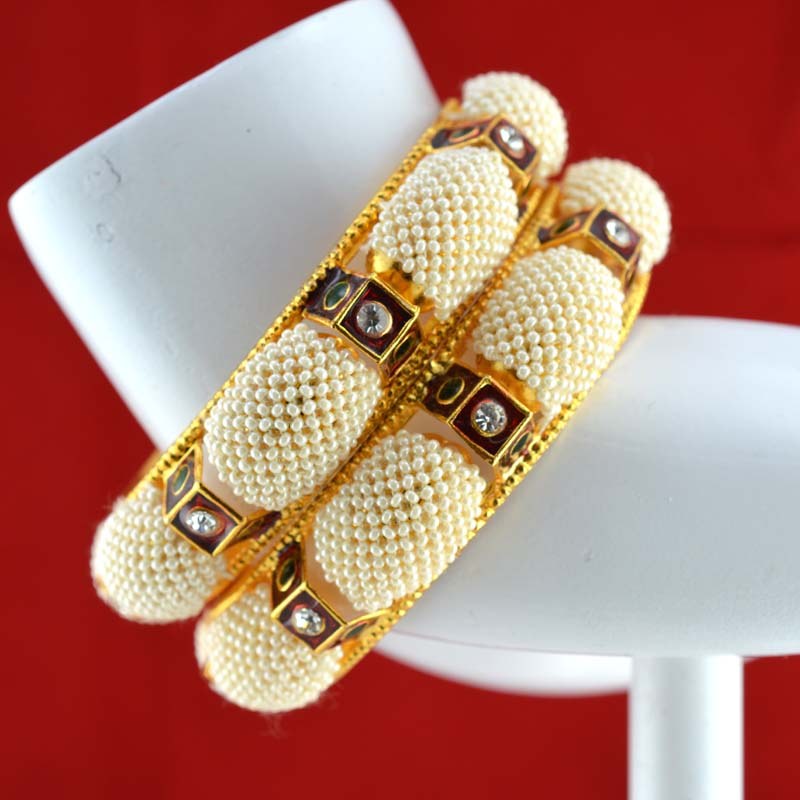 Mehndi /Henna Magazine: Gold Bridal Kangan Collection