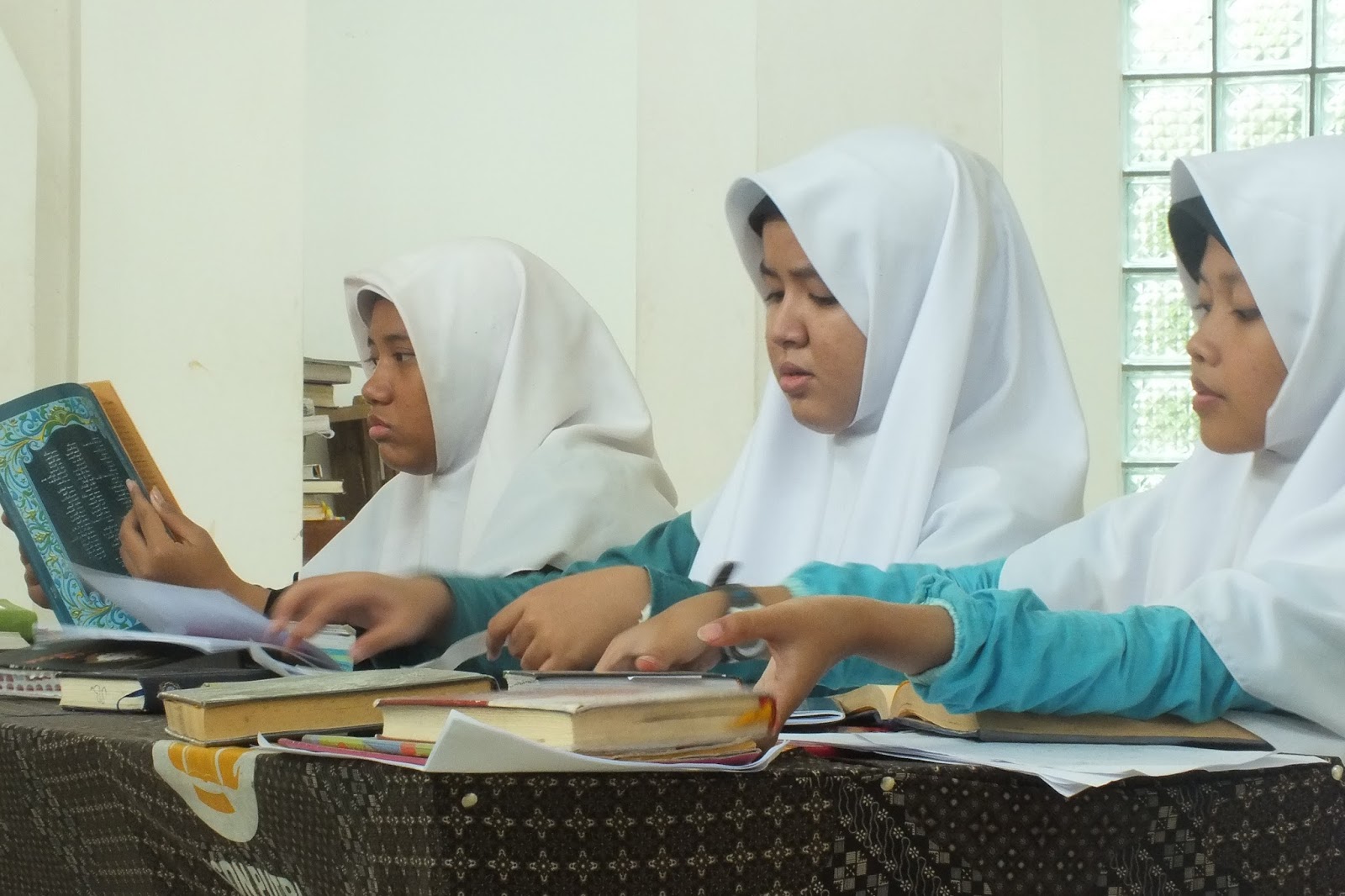 Contoh Reading Kls 1 - AbangMas.com