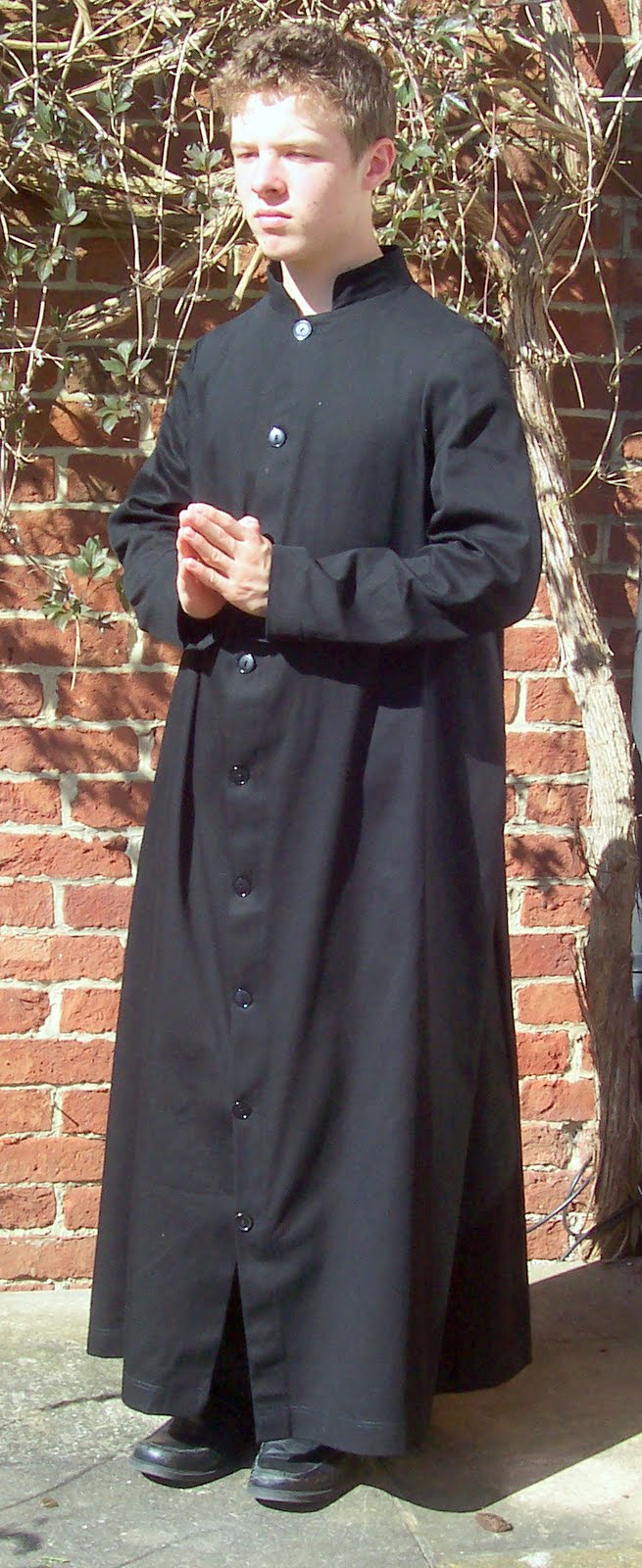 Zelie's Roses : Cassocks, Cottas & Soutanes.