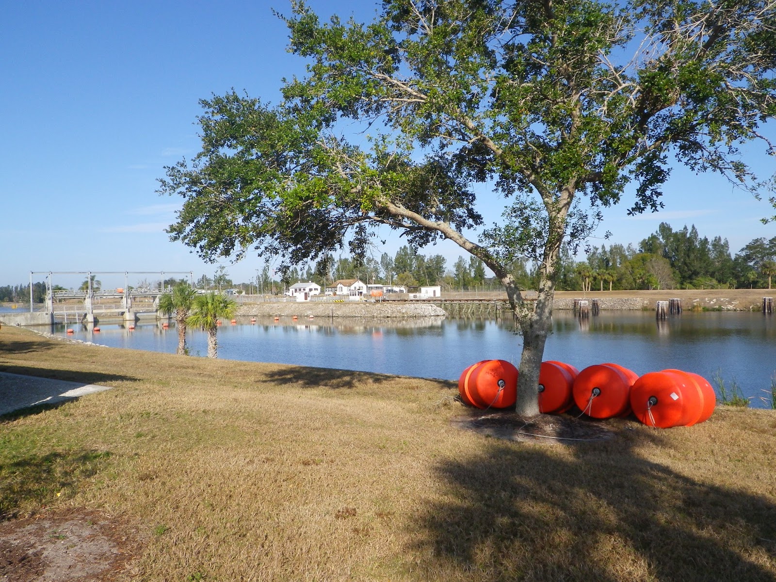 Have trailer will travel: Ortona lock and dam