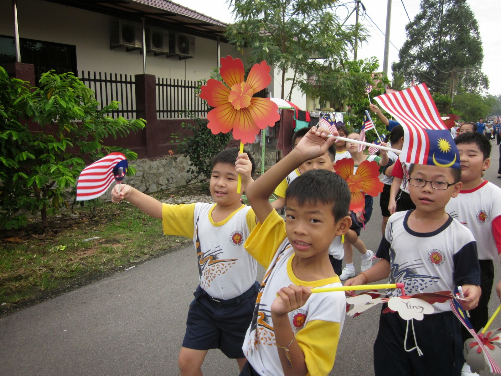 SJKC KUANG HWA: SAMBUTAN HARI KEBANGSAAN SJKC KUANG HWA