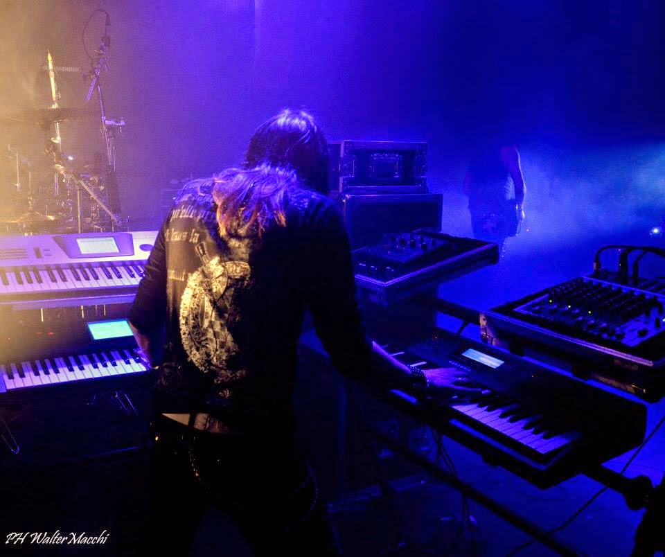 Rata Blanca - Proyectos Paralelos: Galería Danilo Moschen