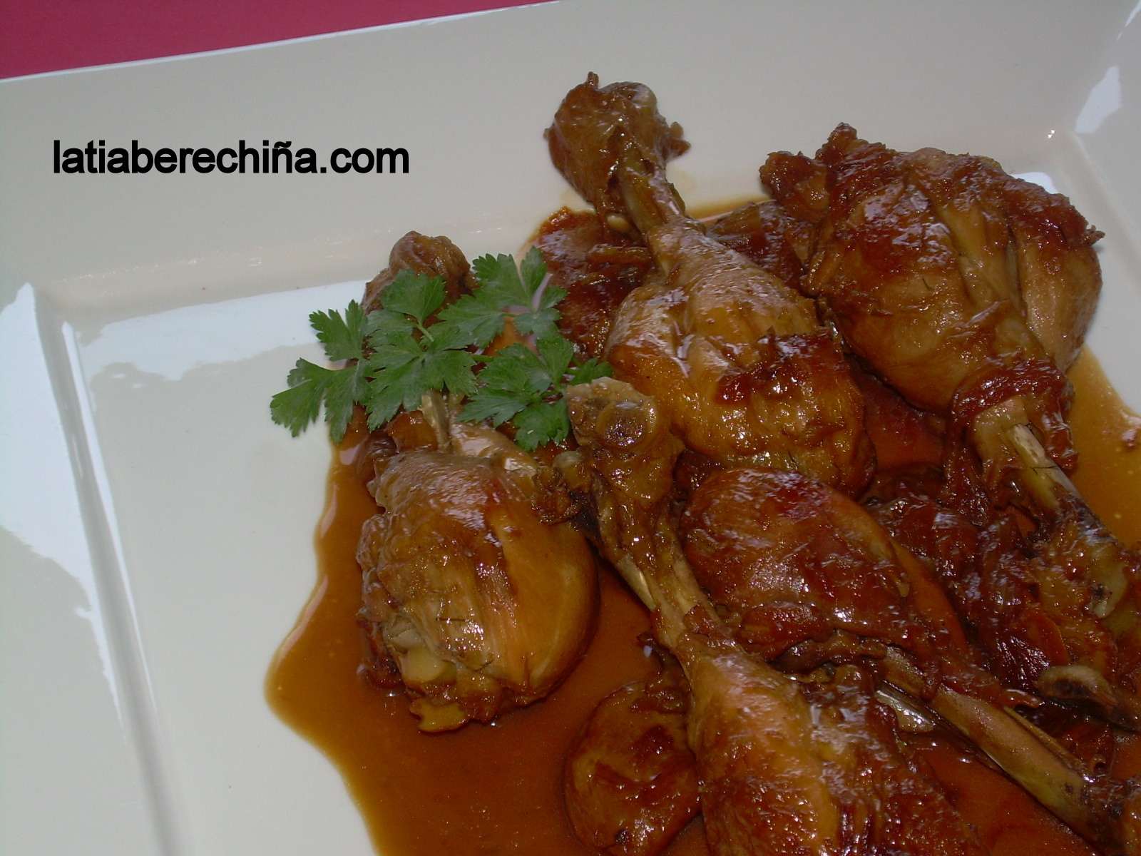 El blog de la tia Berechiña: Guiso de pollo en salsa roja.