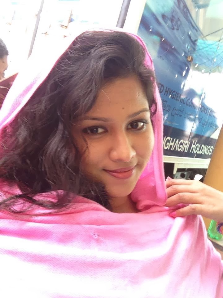 33000lk photo s: Sl actress Shanika Bandara (Shani) photo collection