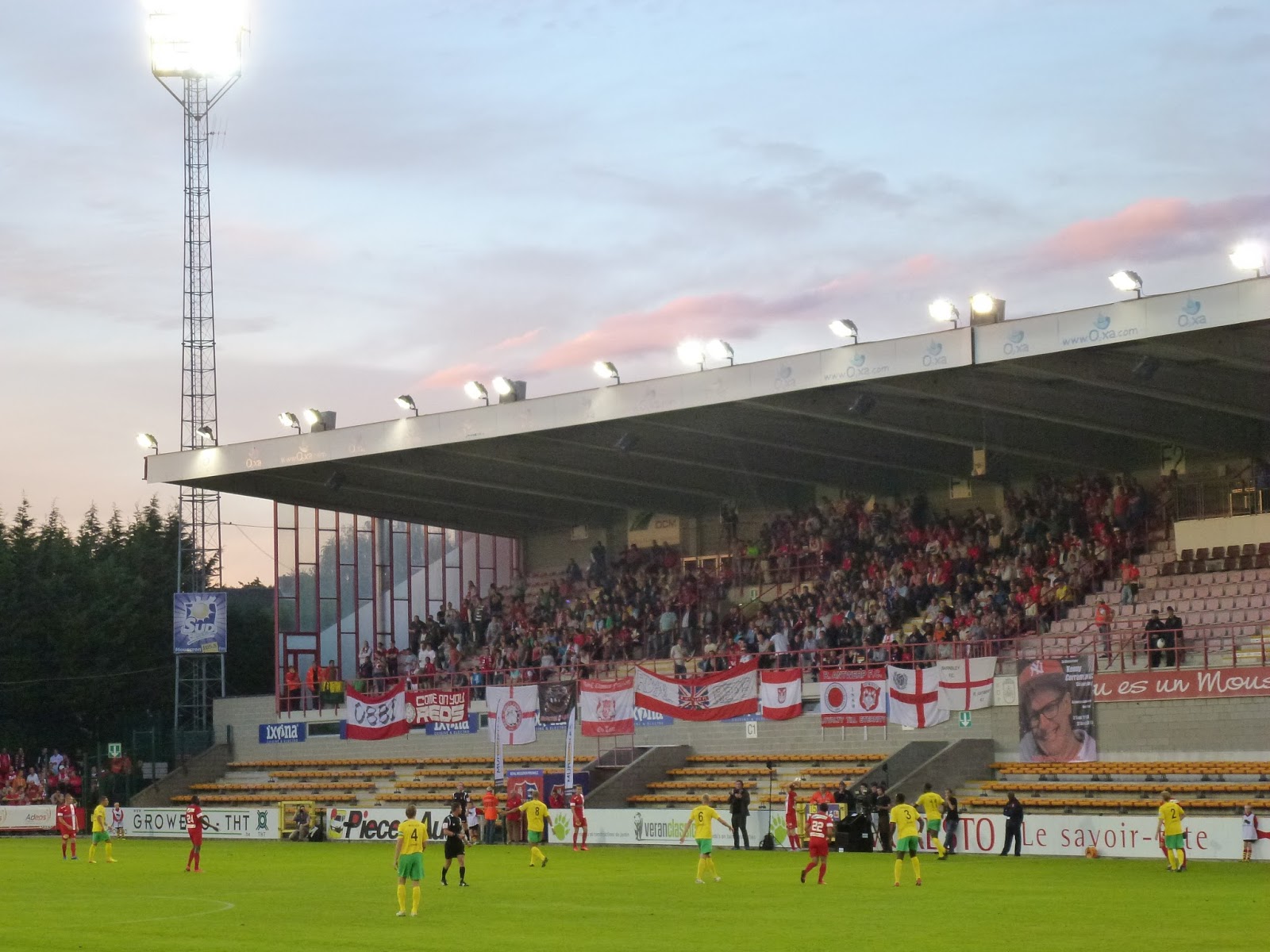 Extreme Football Tourism: BELGIUM: R Excelsior Mouscron (1930-2009 ...