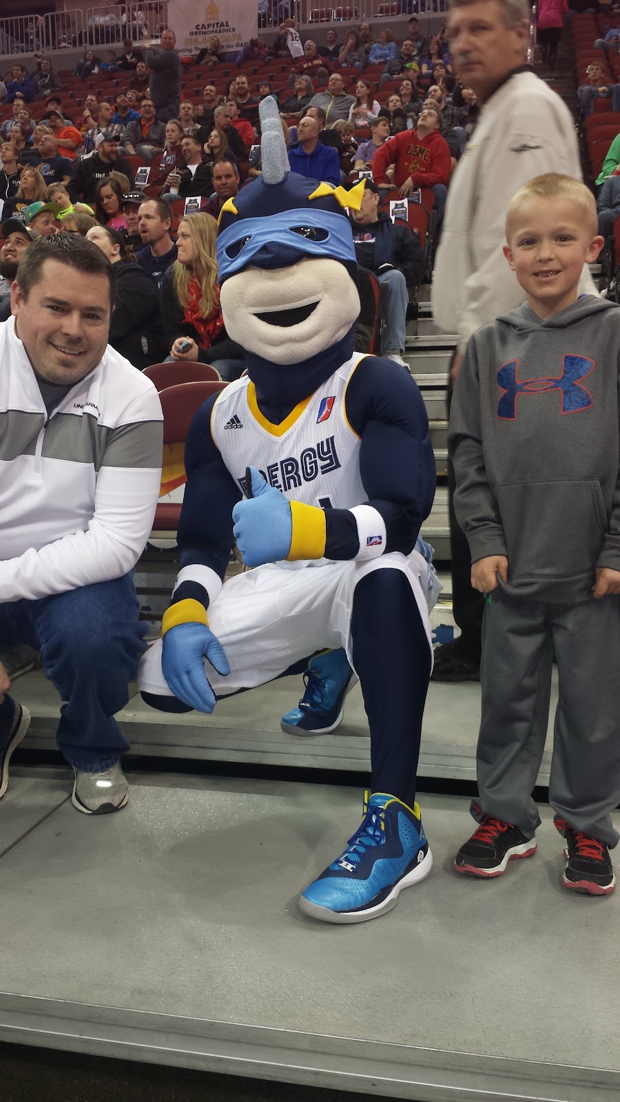 Ryan, Janelle, Kayson & Cora: Iowa Energy Game