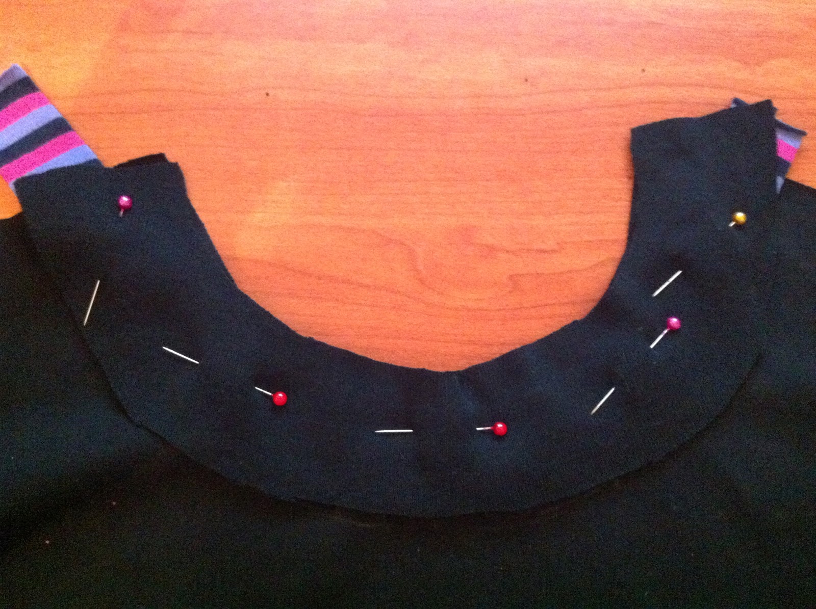 Sewing The Littleheart Collection: Woven neck shirt