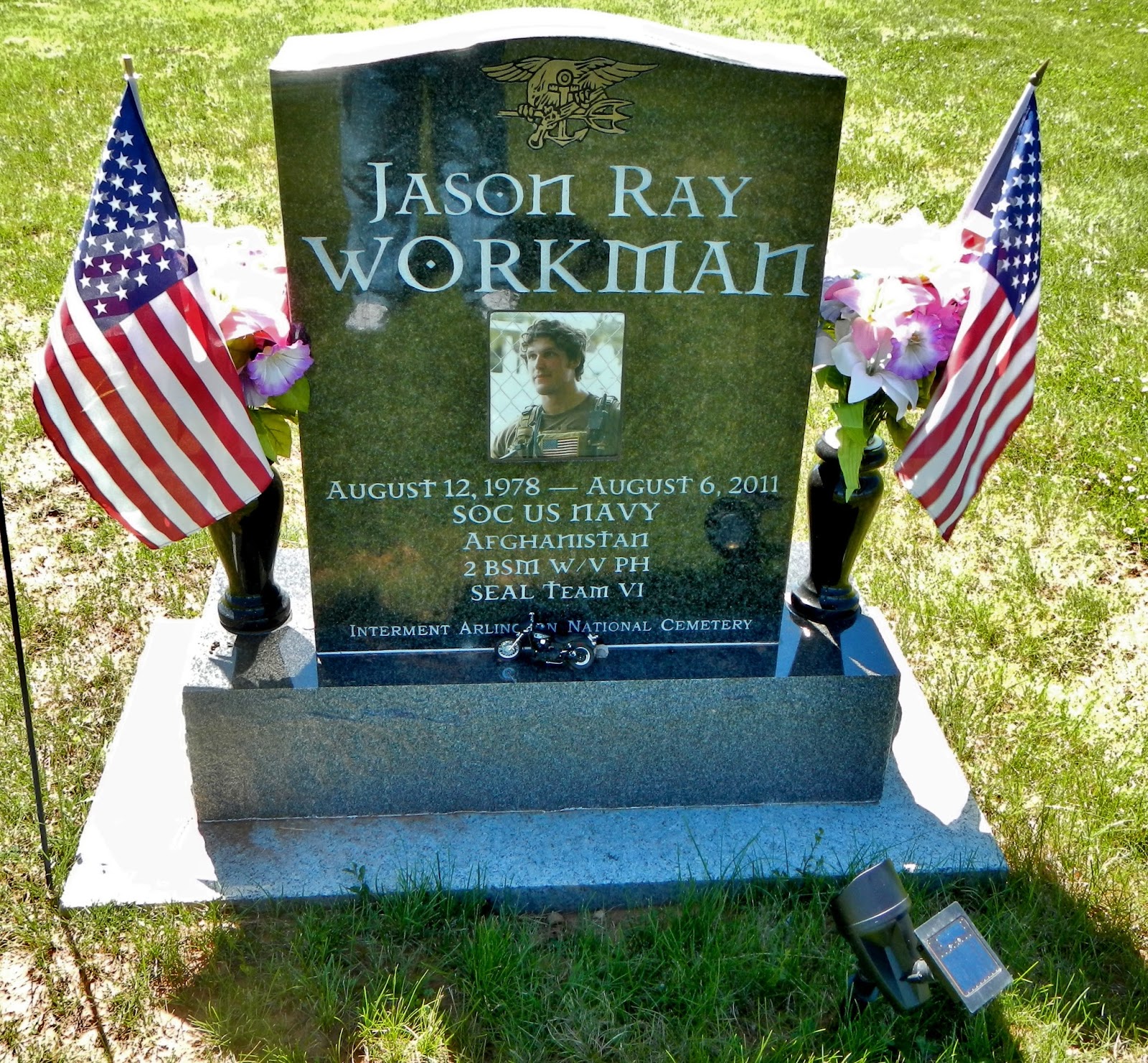 The Southwest Through Wide Brown Eyes: Blanding Cemetery